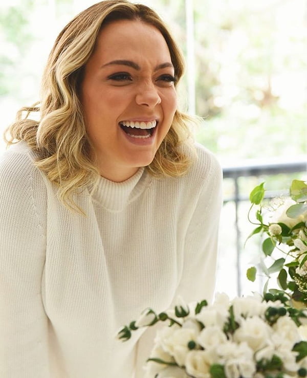 Vídeo: ex de Neymar, Carol Dantas deixa repórter falando sozinho ...