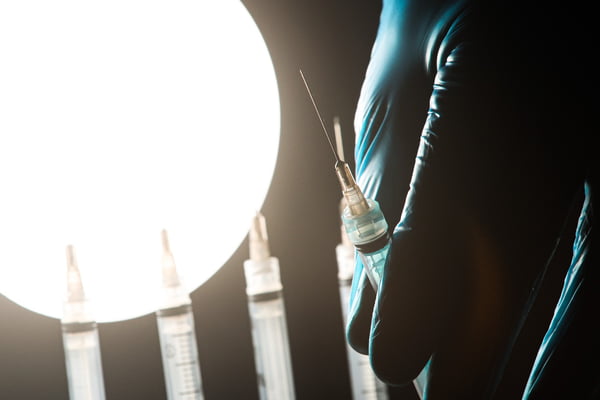 Estudo: tratamento contra câncer pode expulsar vírus HIV de pacientes ...