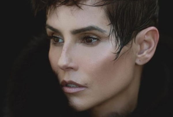 Deborah Secco é homenageada por Xuxa e se emociona: “Minha ídola ...