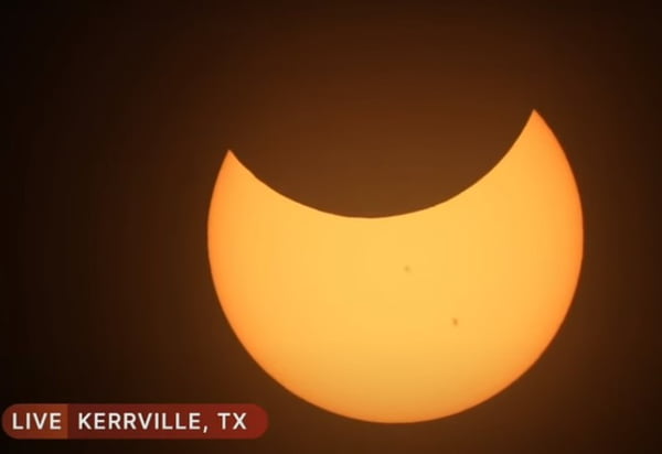 Eclipse solar encanta as Américas: veja fotos e vídeos do fenômeno ...