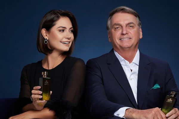 “Amadeirado e sensual”: Bolsonaro lança perfume no dia do aniversário ...