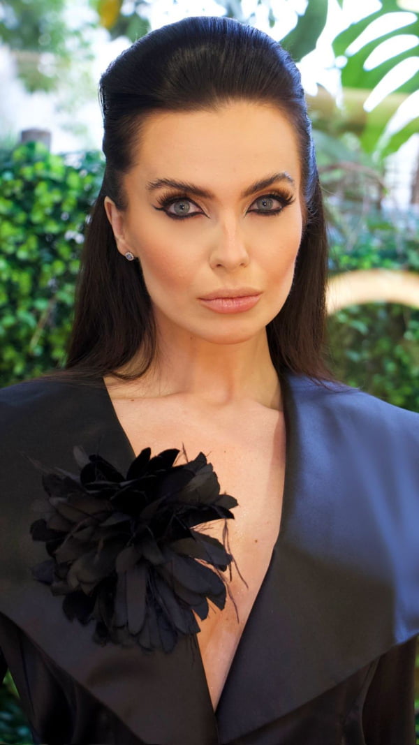 Veridiana Freitas marca presença na São Paulo Fashion Week | Metrópoles