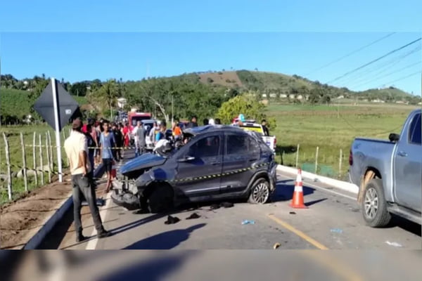 AL: família pede que devolvam celular de mulher morta em acidente | Metrópoles